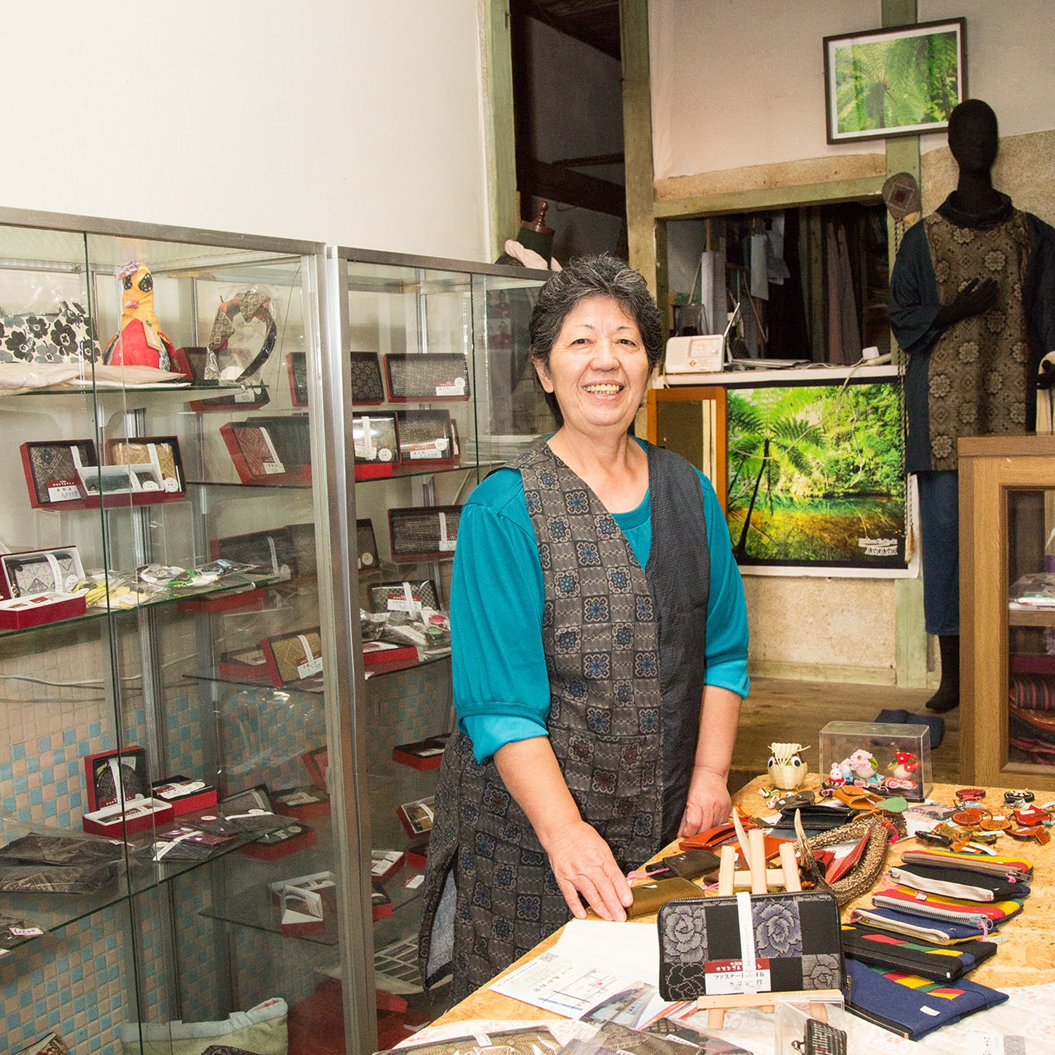 studio Loop 奄美 – 瀬戸内奄美の大島紬ショップ